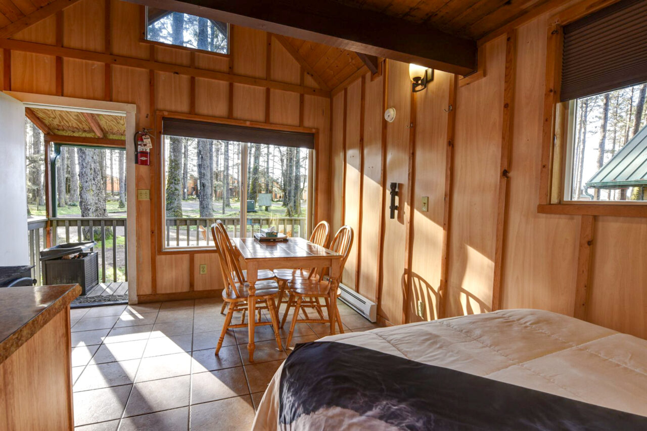 La Push Cabins & Oceanfront Lodging | Quileute Oceanside Resort